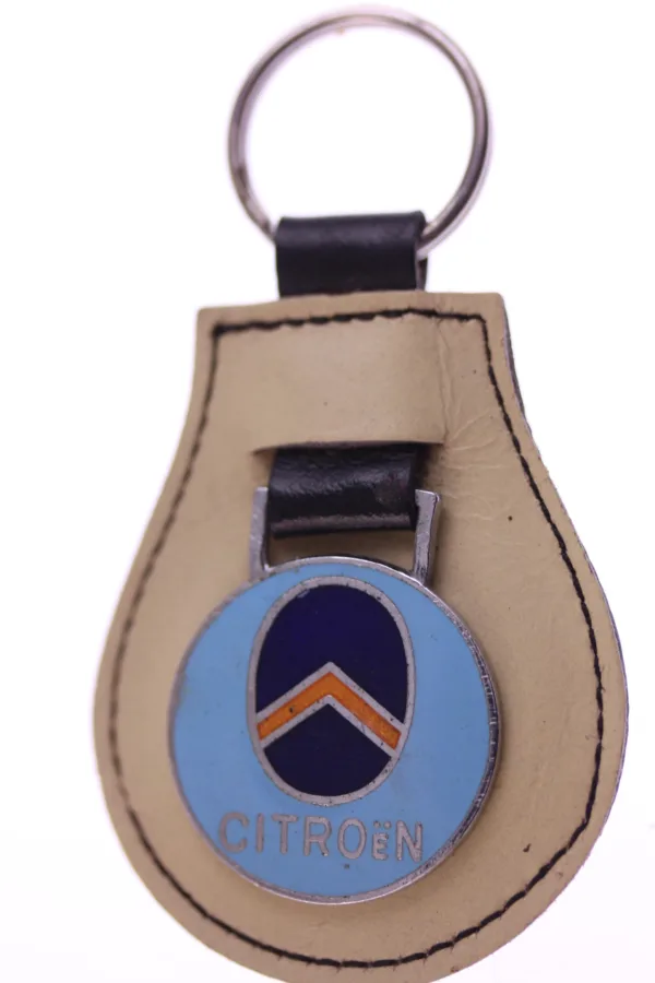 Citroen – original vintage 1960s Avon Cliff keyring with cream & black ...