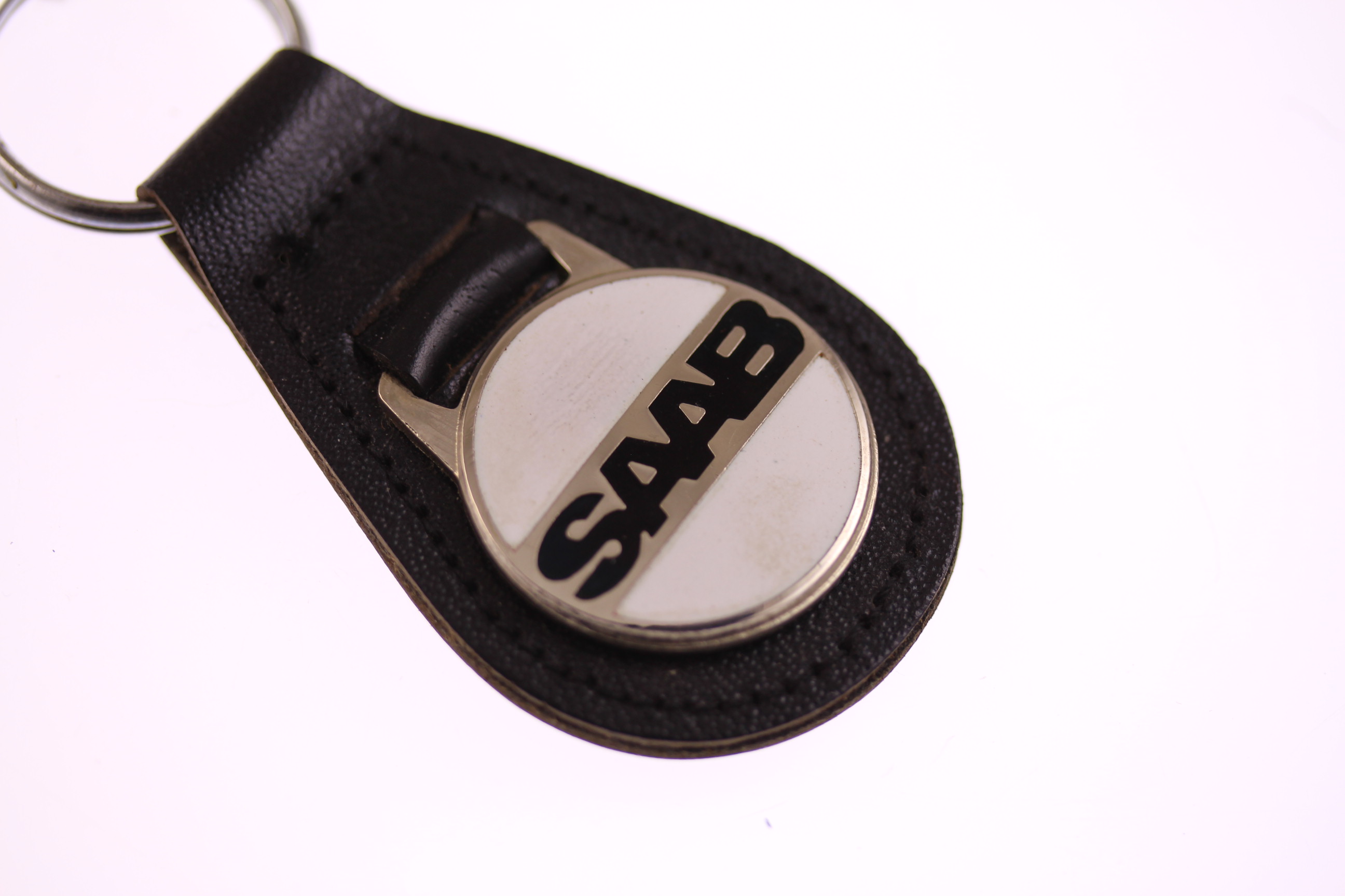 Saab - original vintage new old stock 1990s Windsor keyring - Classic ...